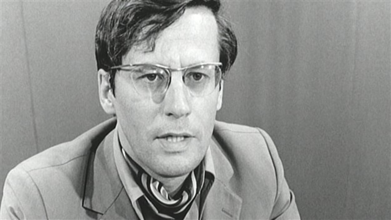 Un documentaire sur le journaliste Louis Martin | Radio-Canada