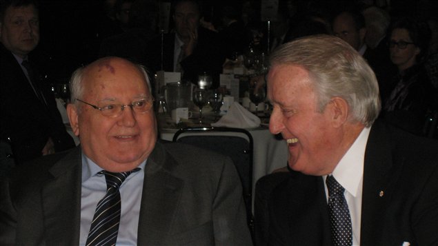 Gorbatchev analyse la crise mondiale à Montréal | Radio-Canada