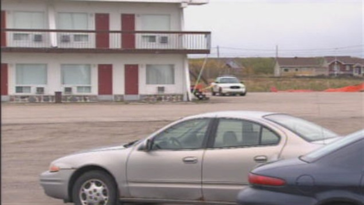 Bagarre mortelle au motel Richelieu : Larry Savard acquitté | Radio-Canada