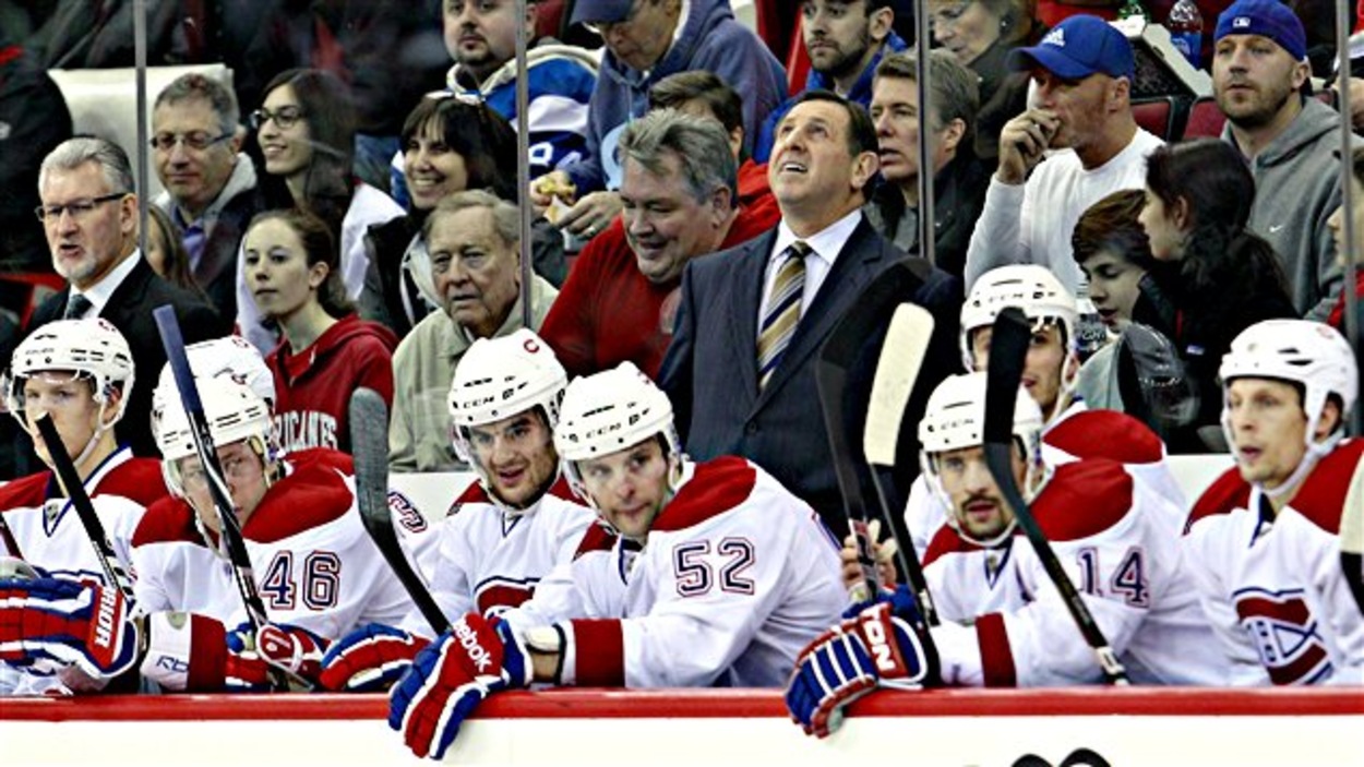 Perry Pearn encore agacé | Radio-Canada