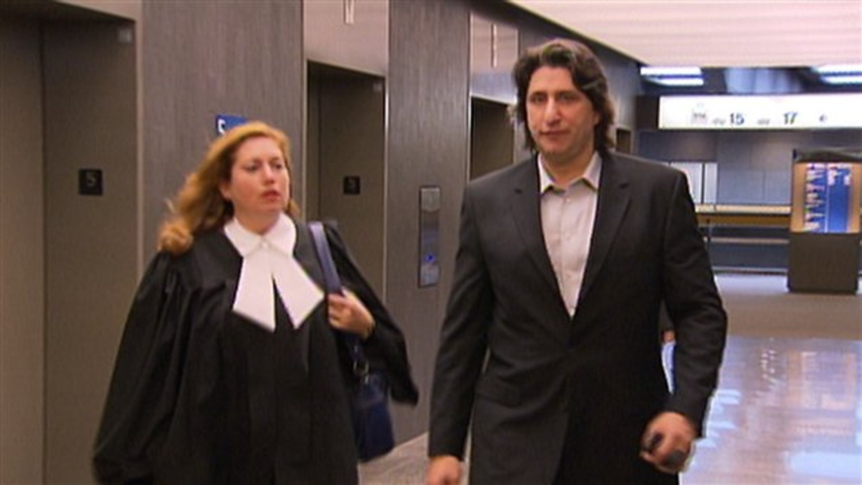 Ouverture du procès de Tony Conte | Radio-Canada