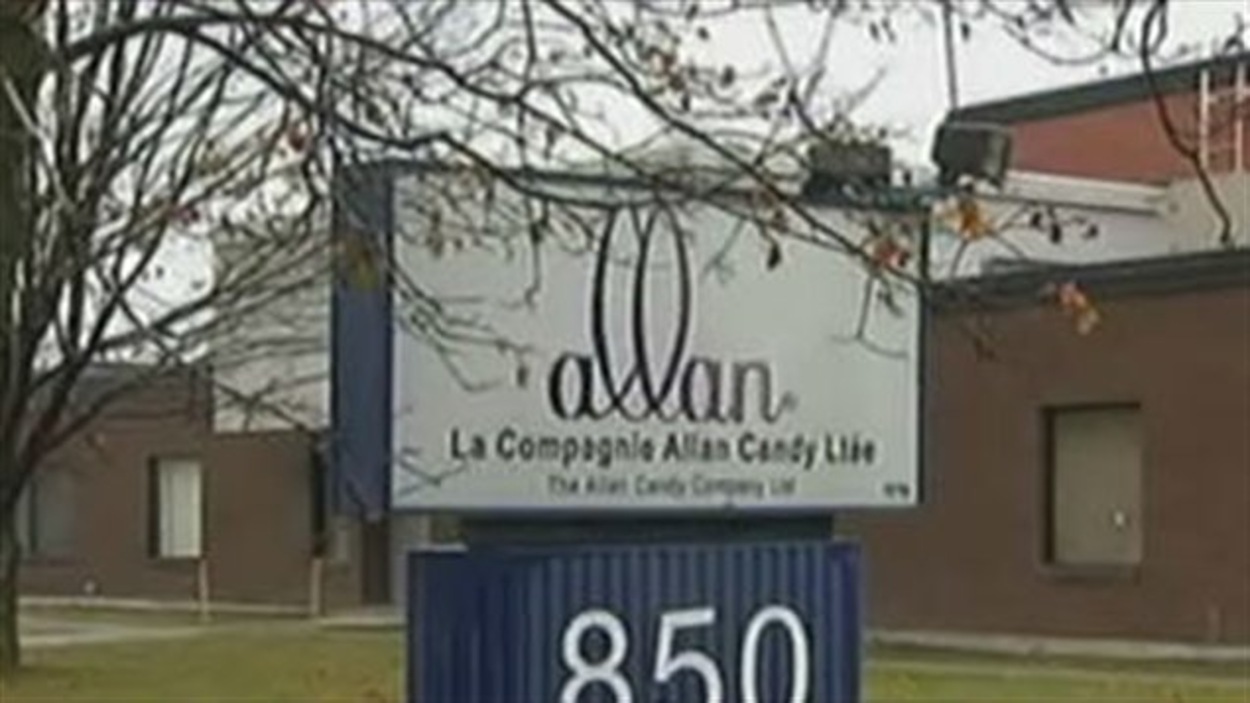 Manifestation des syndiqués d'Allan Candy | Radio-Canada