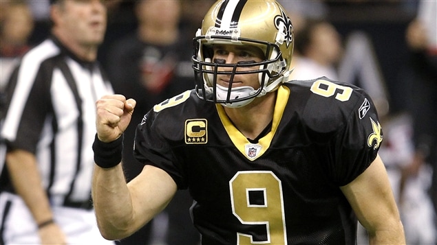 Brees surpasse Marino | Radio-Canada
