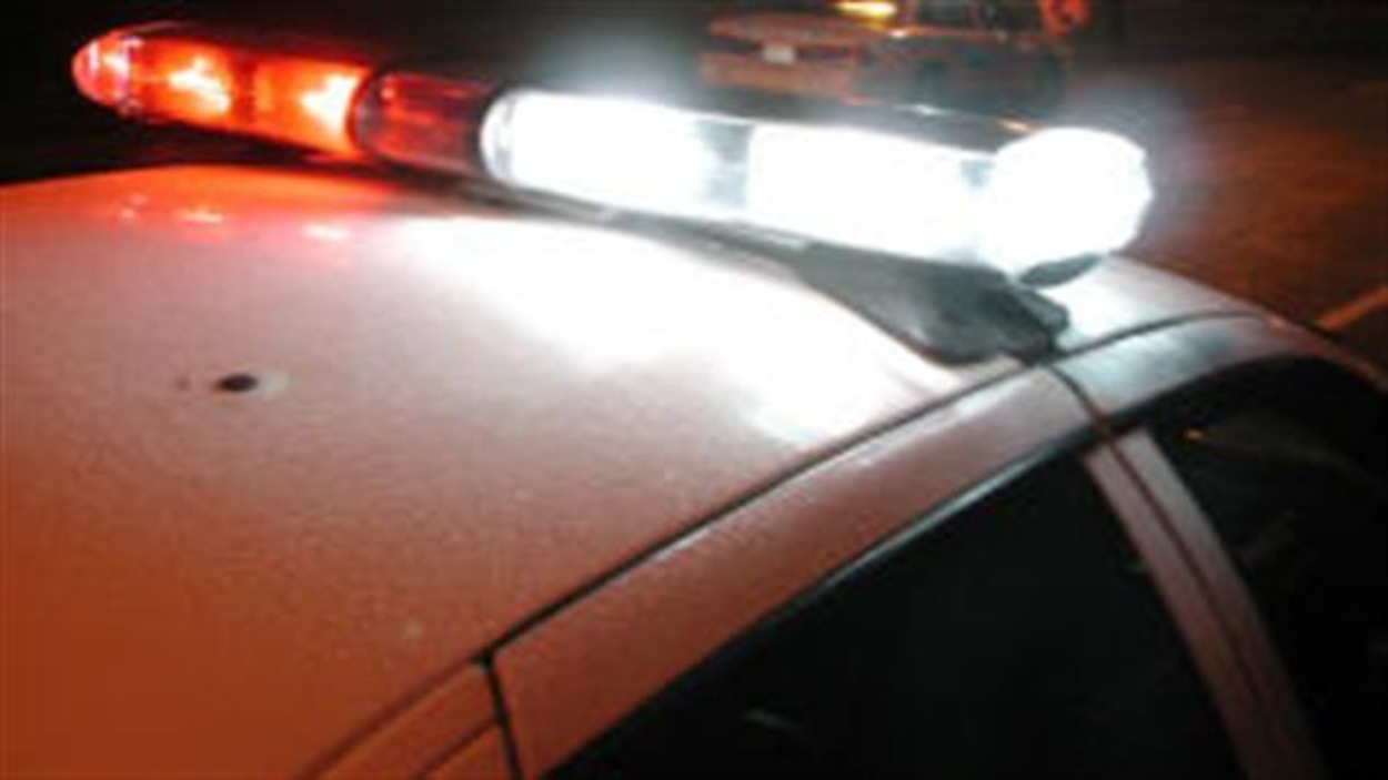 Un fourgon cellulaire accidenté dans la Haute-Gatineau | Radio-Canada