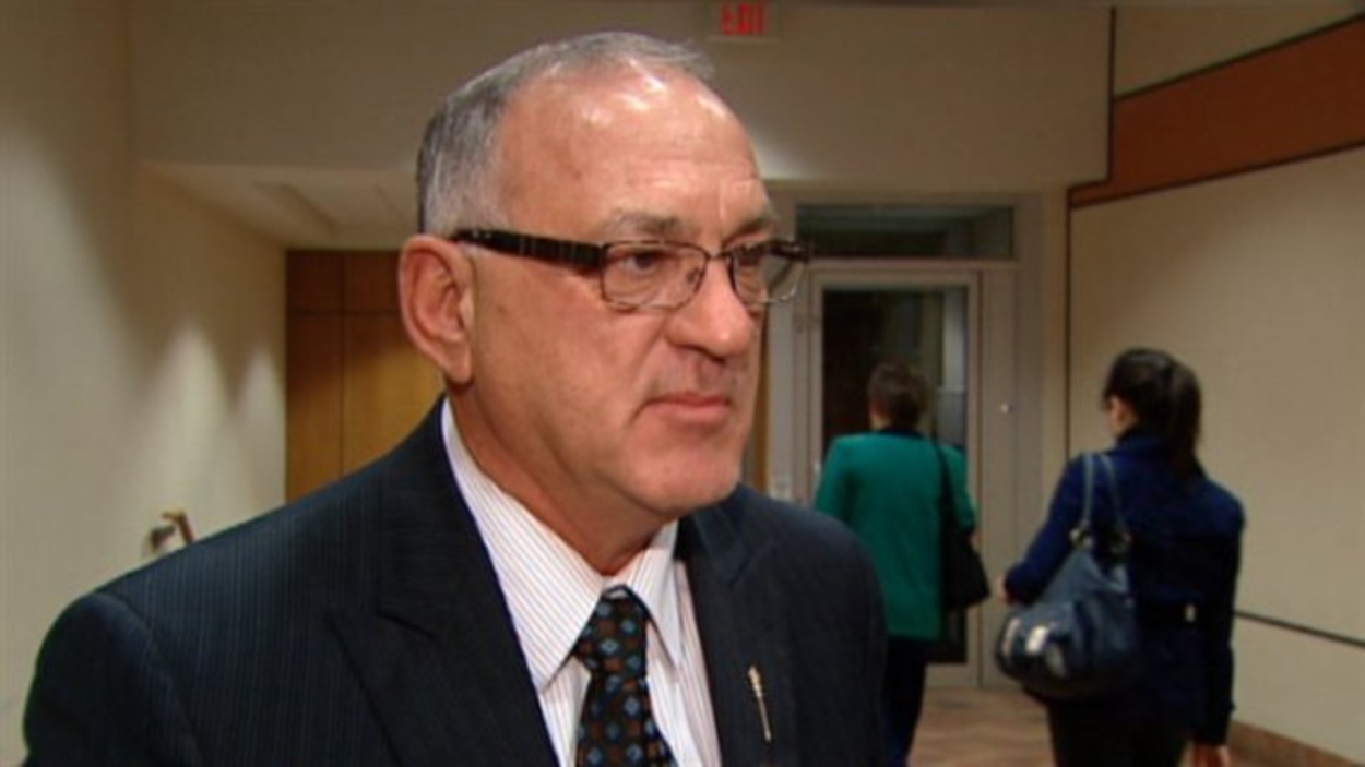 Hector Goudreau dans l'embarras | Radio-Canada