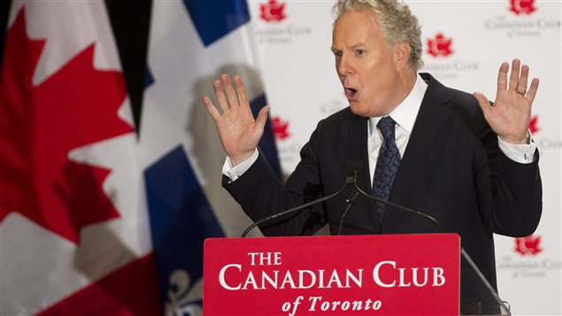Jean Charest en visite à Toronto | Radio-Canada