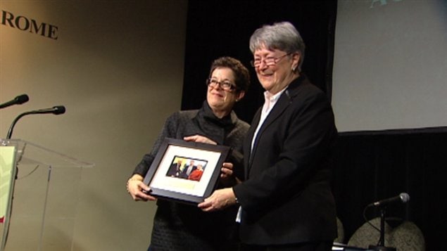 Rolande Faucher honorée | Radio-Canada