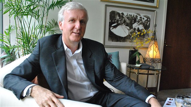 Le cinéaste James Cameron à la recherche d'un record de plongée | Radio ...