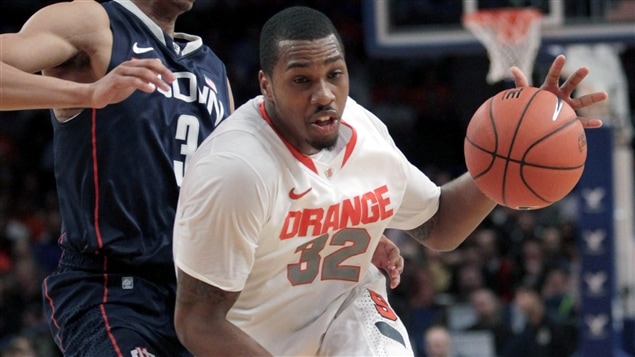 Le Montréalais Kris Joseph sous contrat | Radio-Canada