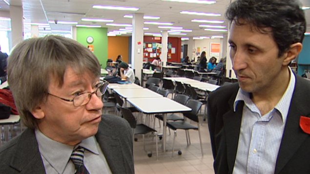 Amir Khadir de passage en Outaouais | Radio-Canada