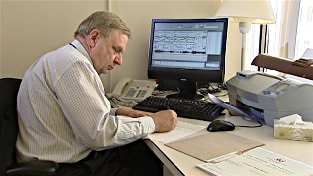 Un médecin d'Ottawa bilingue n'arrive pas à obtenir son permis de ...