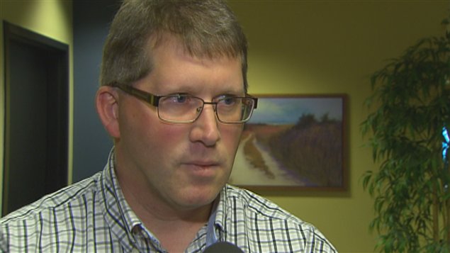 Collecte des déchets : les cols bleus entendus en arbitrage | Radio-Canada