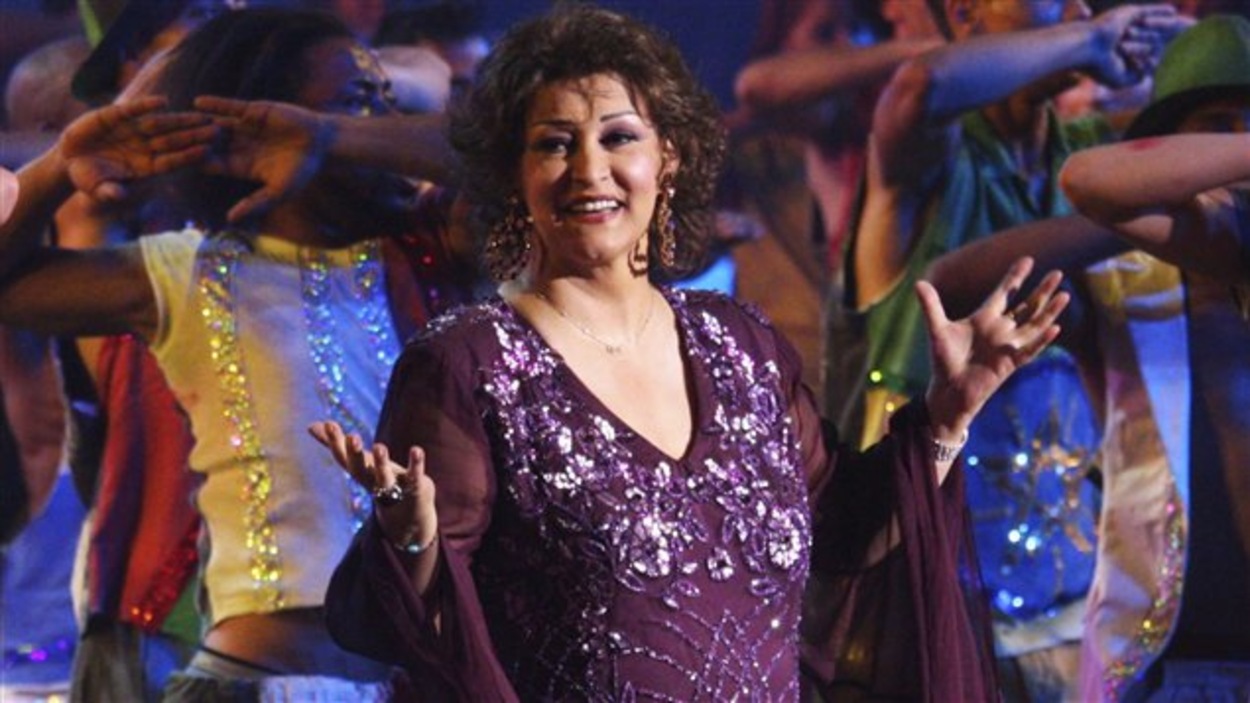 La chanteuse Warda s'éteint à 72 ans | Radio-Canada