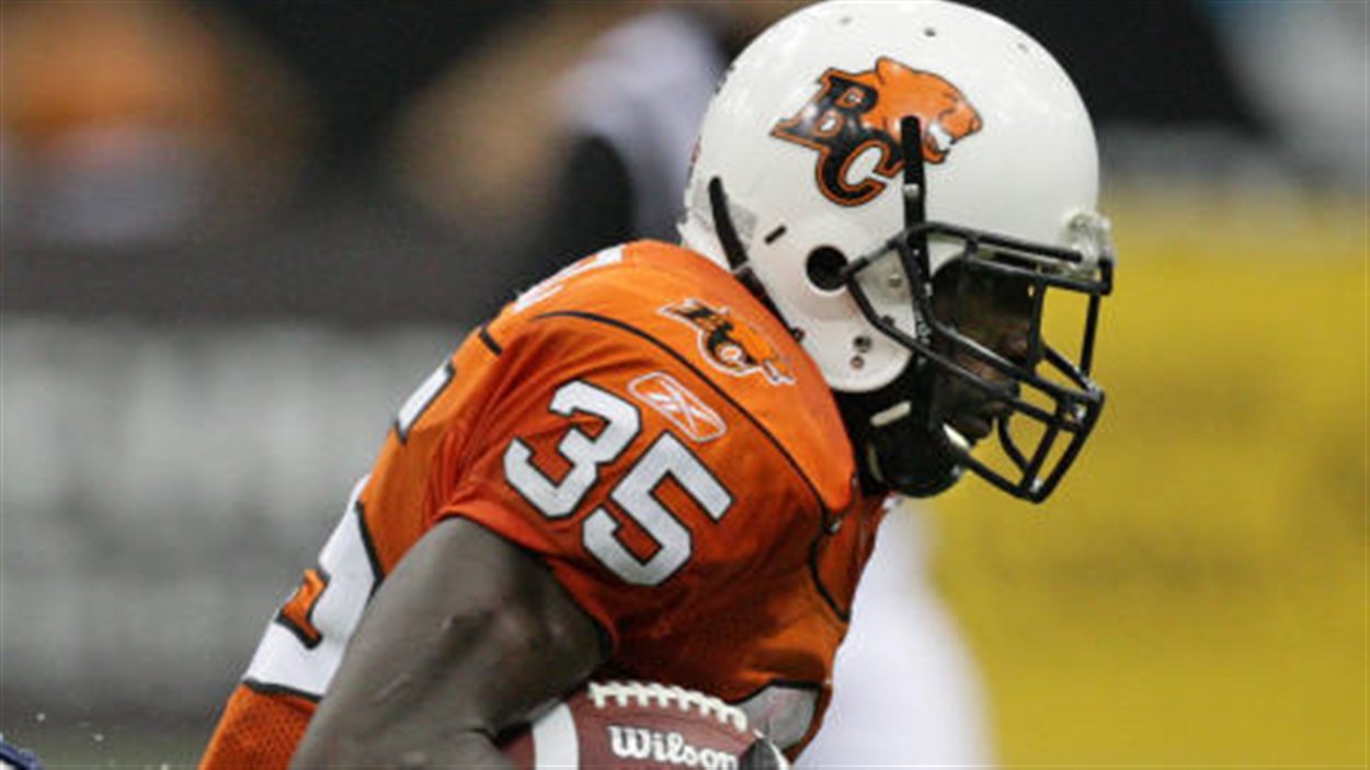 Les Argonauts rapatrient Matt Ware | Radio-Canada