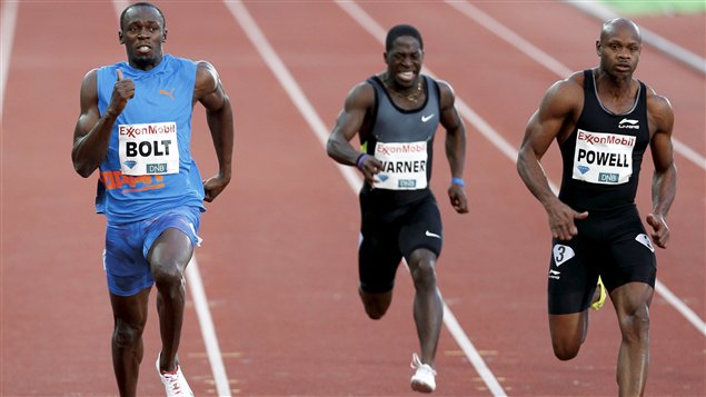 Bolt invincible, Armstrong sur le podium | Radio-Canada