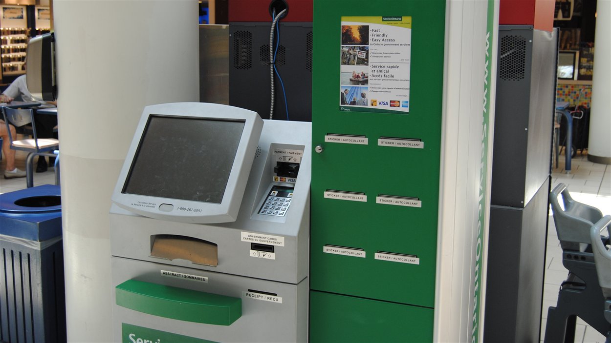 Fin des guichets de Service Ontario | Radio-Canada