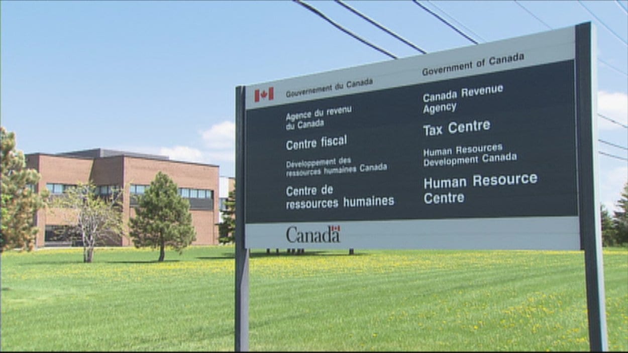 Inquiétude au centre de données fiscales de Jonquière | Radio-Canada
