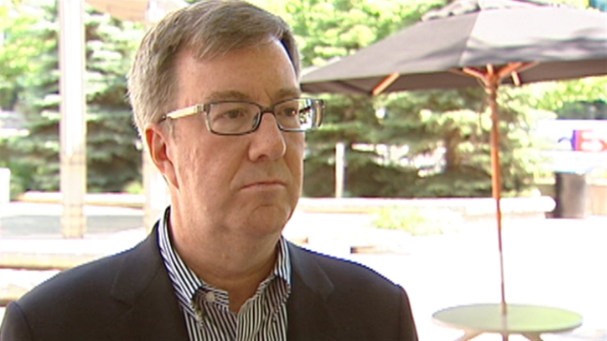 Le cancer de la peau du maire Jim Watson est réapparu | Radio-Canada