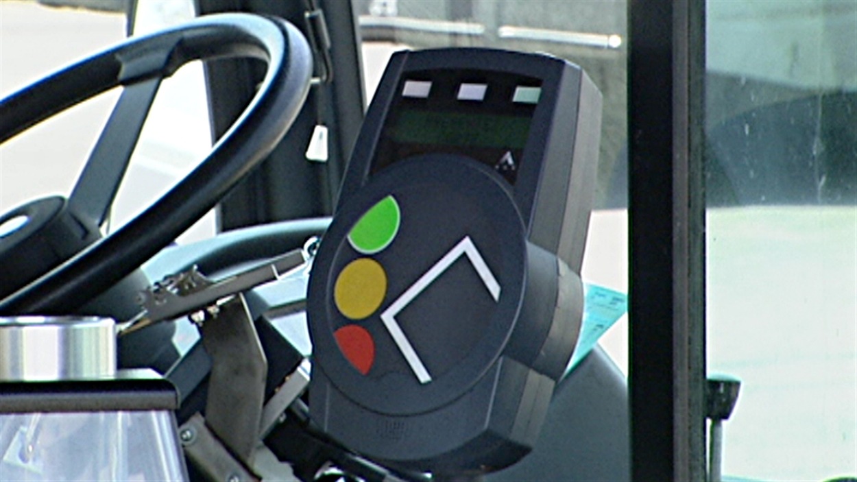 Une carte à puce plus performante pour les usagers de la STO | Radio-Canada