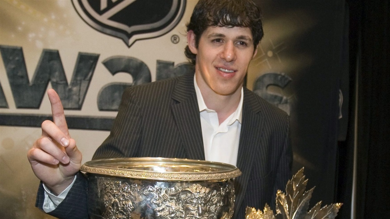 Malkin assure ses arrières | Radio-Canada