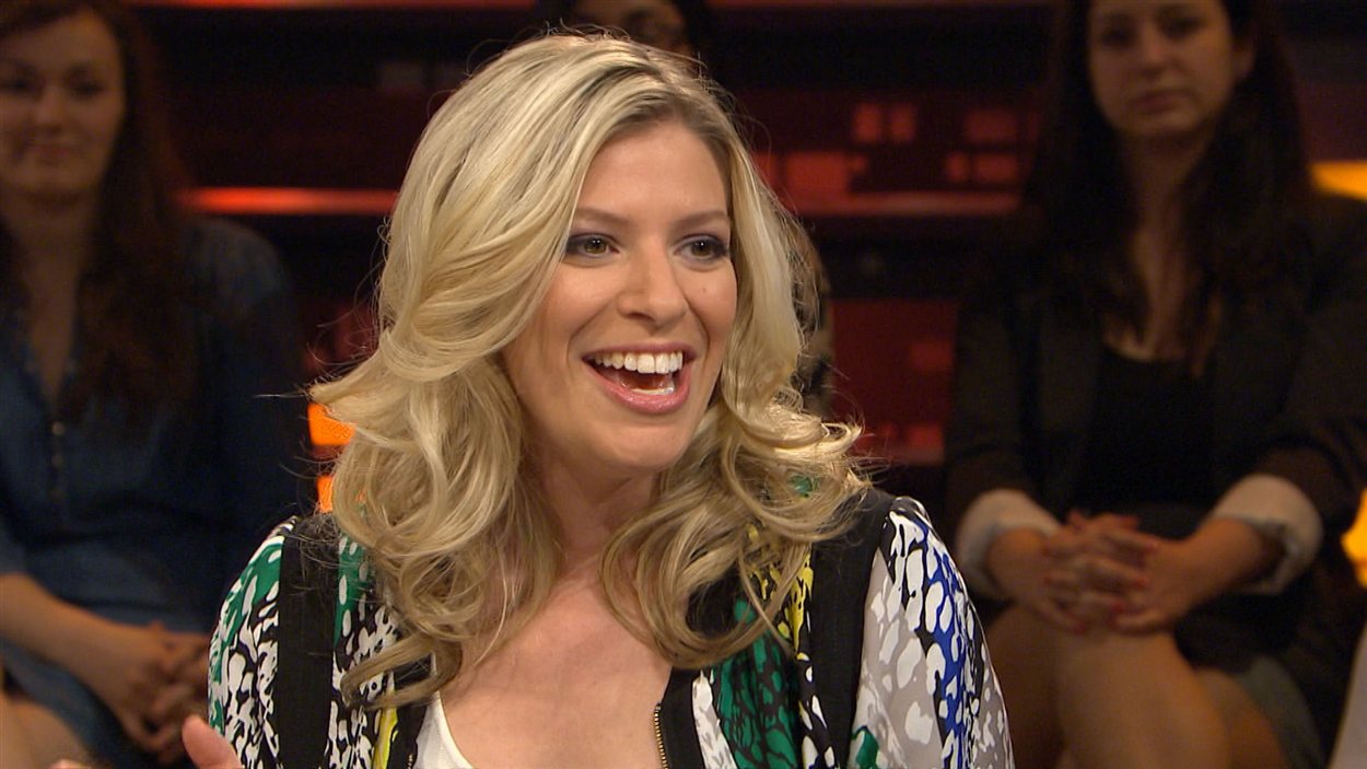 Anne-Marie Withenshaw donne naissance à une fille | Radio-Canada