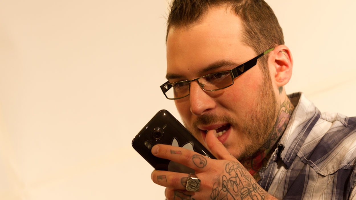 Tony Touch : avoir l'humour dans la peau... | Radio-Canada