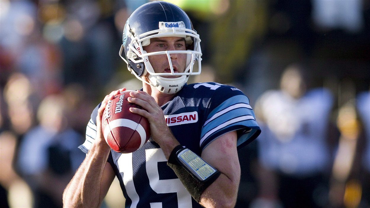 Les Argonauts l'emportent à Calgary | Radio-Canada