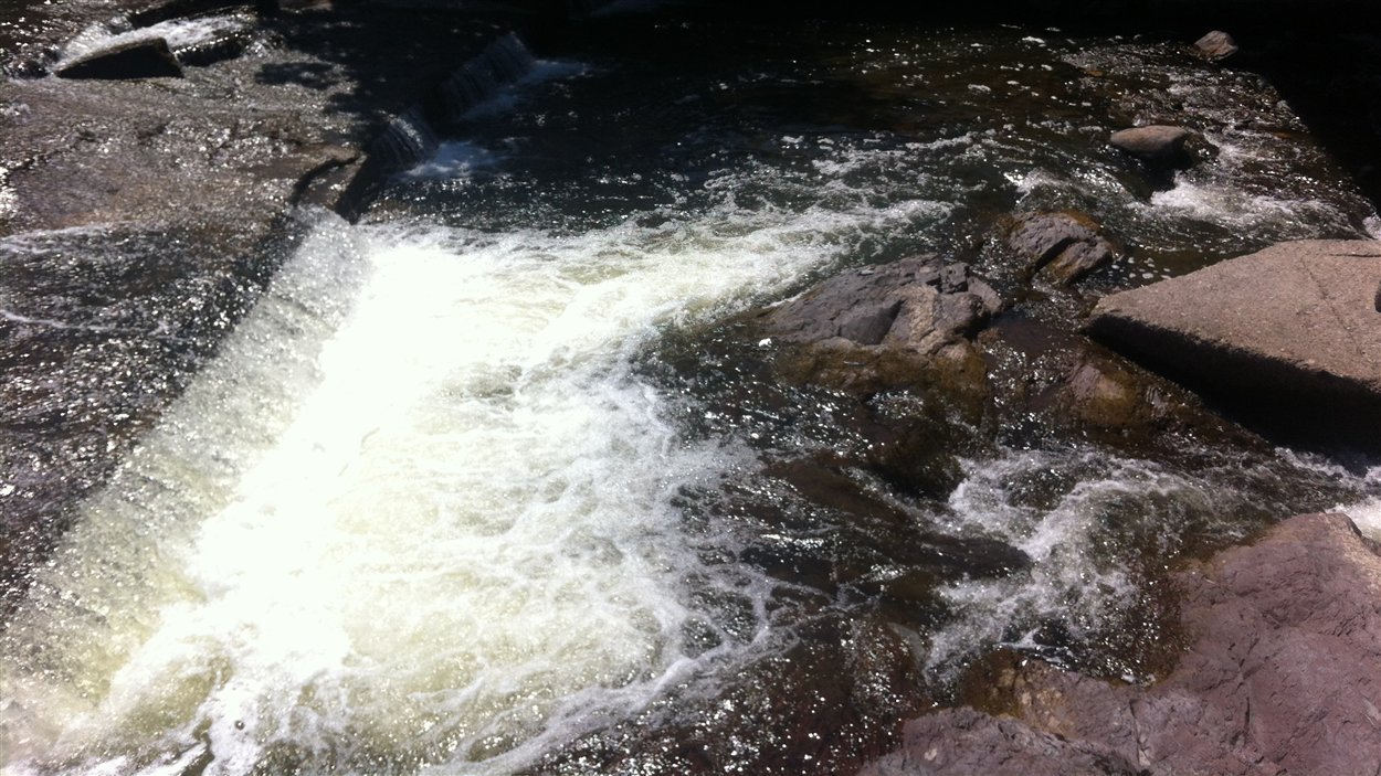 Côte-Nord : le harnachement de la rivière Sheldrake est en cours ...