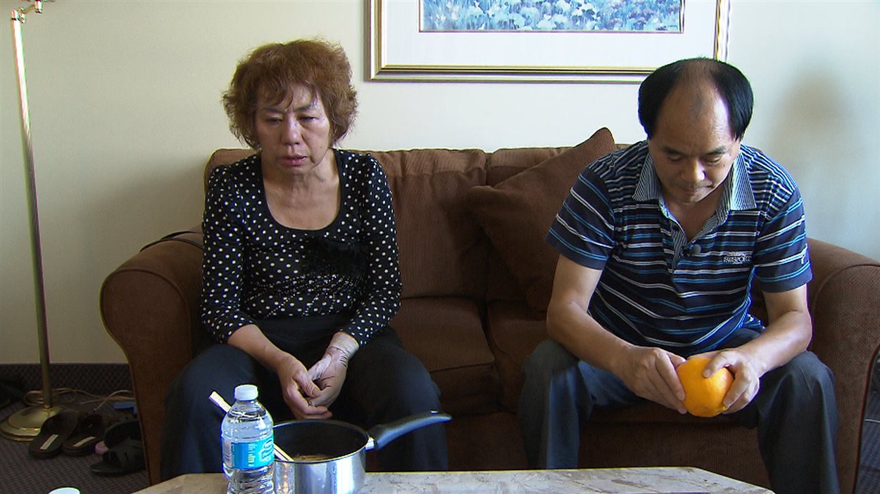 Des Montréalais offrent d'héberger les parents de Lin Jun | Radio-Canada.ca