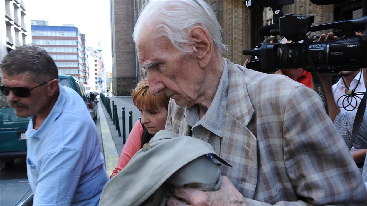 Hongrie : le criminel nazi Laszlo Csatary assigné à résidence | Radio ...