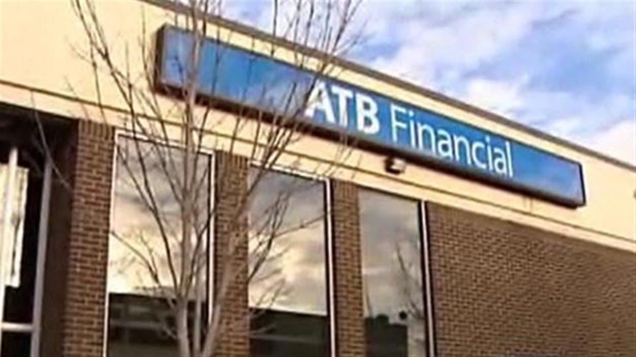 La banque ATB a financé le Parti conservateur albertain | Radio-Canada