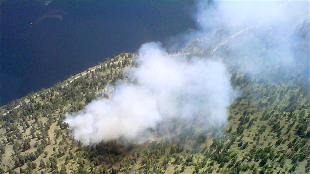 Feux de forêt : la situation s'améliore près de West Kelowna | Radio-Canada