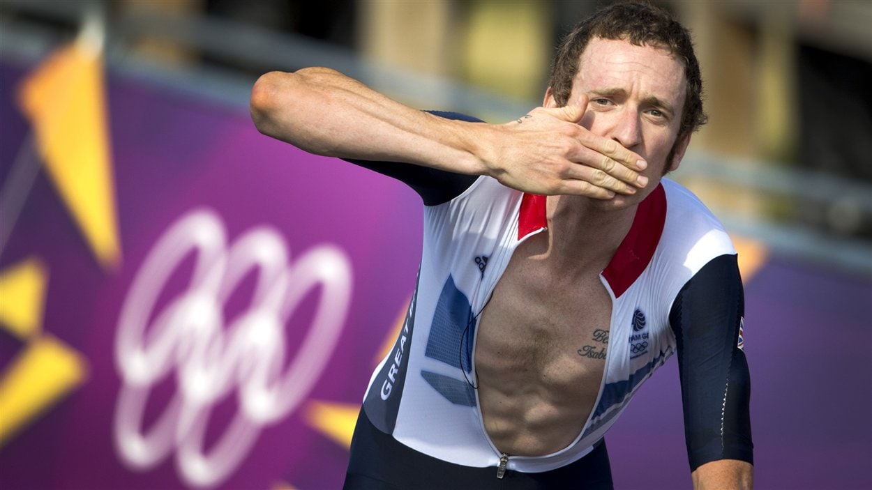 Wiggins reçoit son congé | Radio-Canada