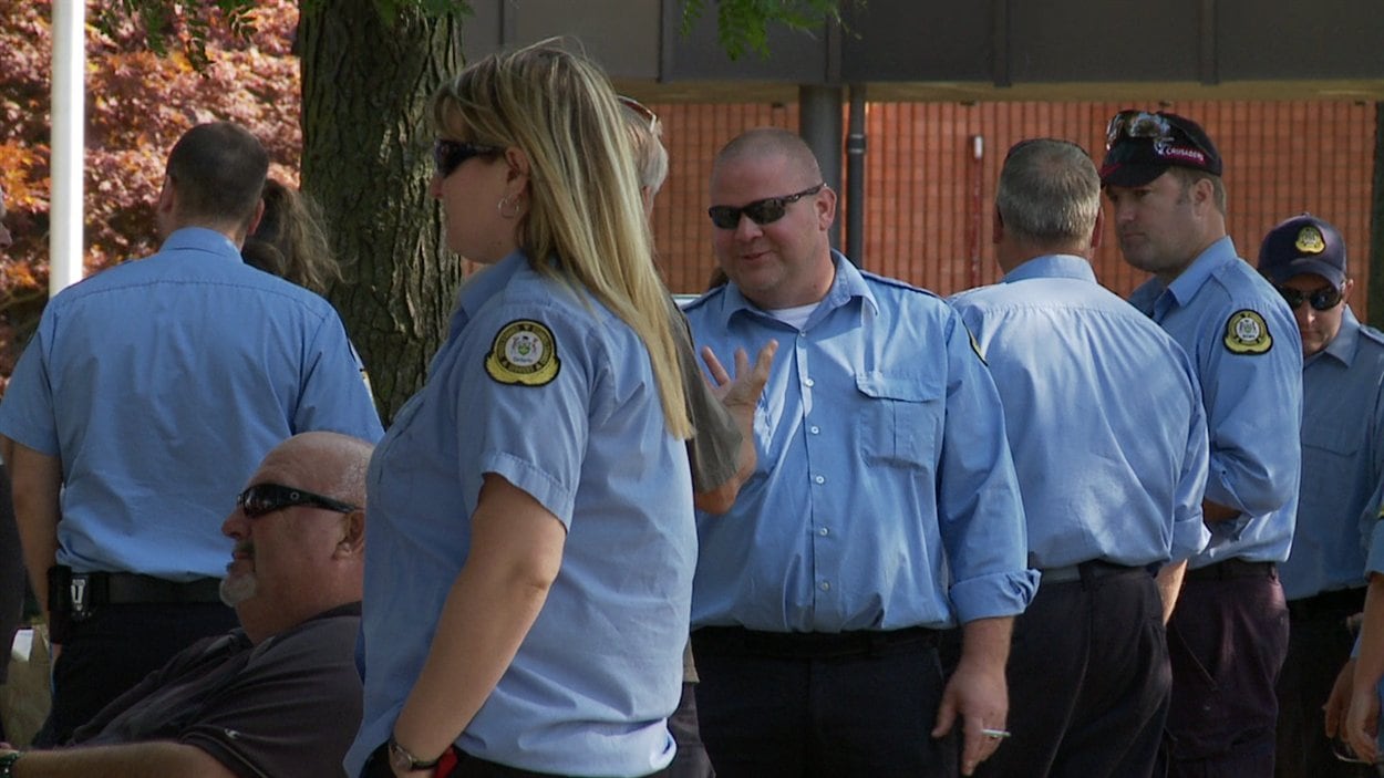 Impasse entre le gouvernement et les gardiens de prison à Hamilton ...