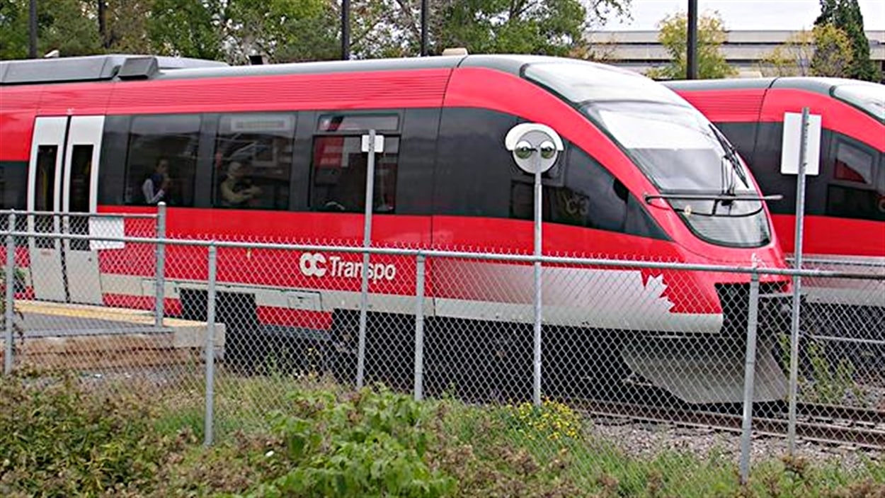 Quatre mois sans O-Train à Ottawa en 2013 | Radio-Canada