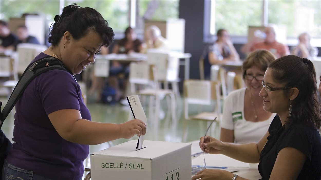 Les électeurs ont voté massivement dans la région de Québec | Radio-Canada
