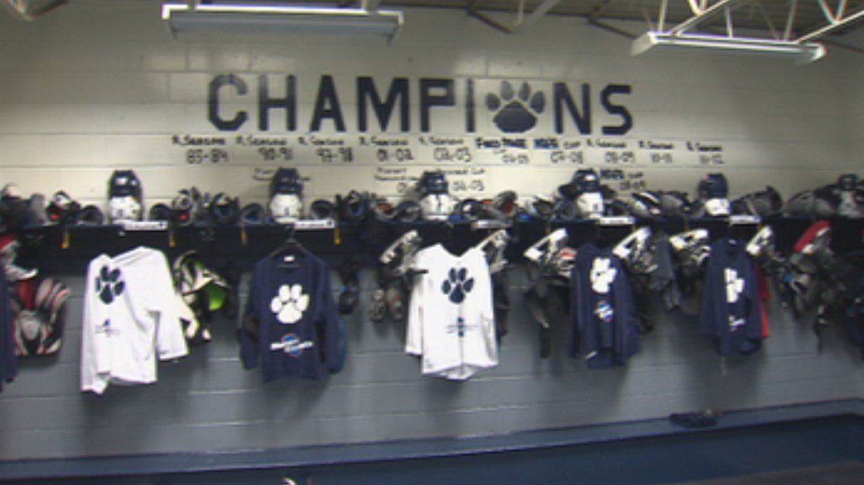 Les Cougars du Collège Champlain pourront jouer au hockey la saison ...