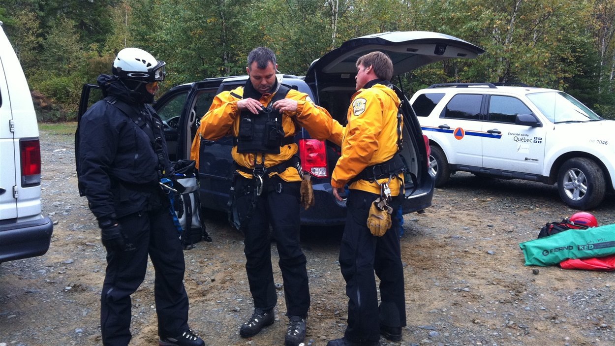 La SQ s'exerce au sauvetage | Radio-Canada
