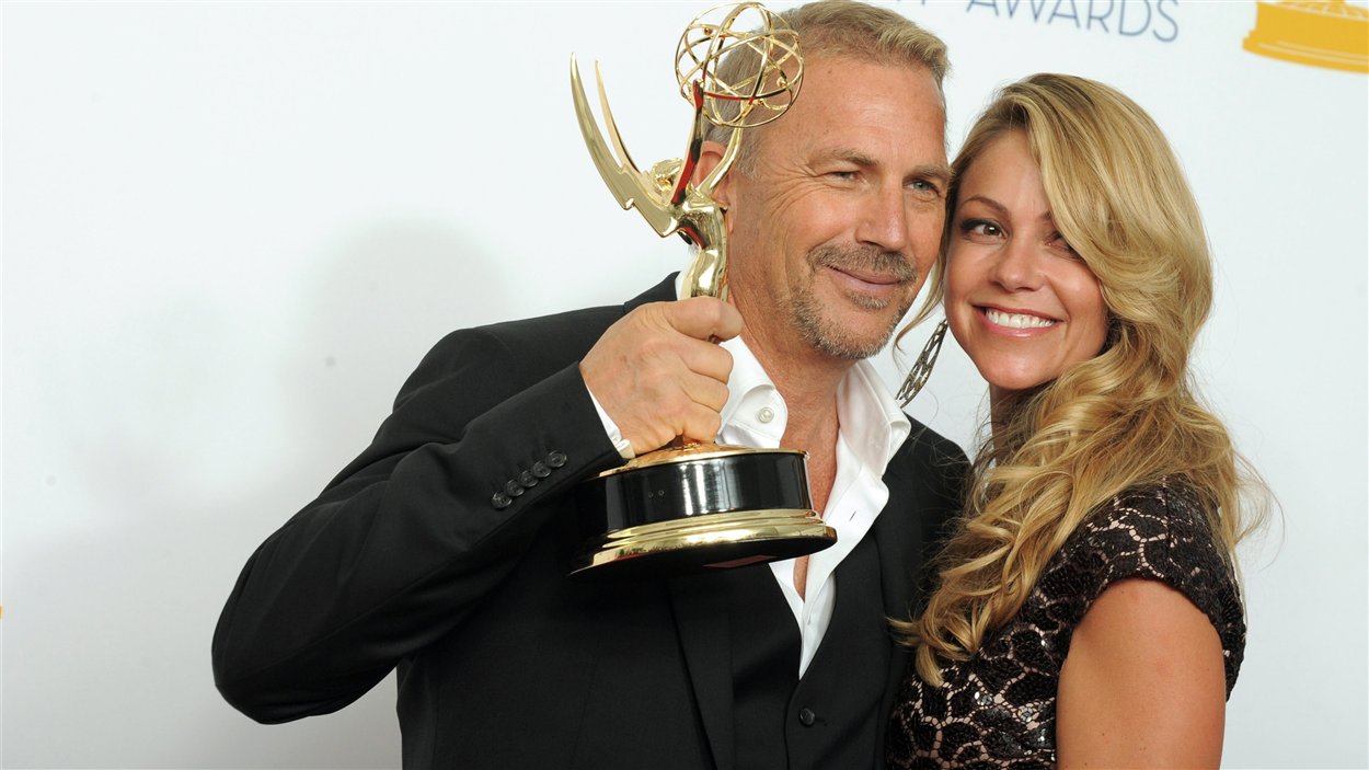 Prix Emmy : Homeland et Modern Family couronnés grands vainqueurs ...