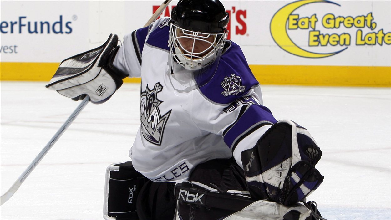 Les Canucks engagent Dan Cloutier comme consultant des gardiens | Radio ...