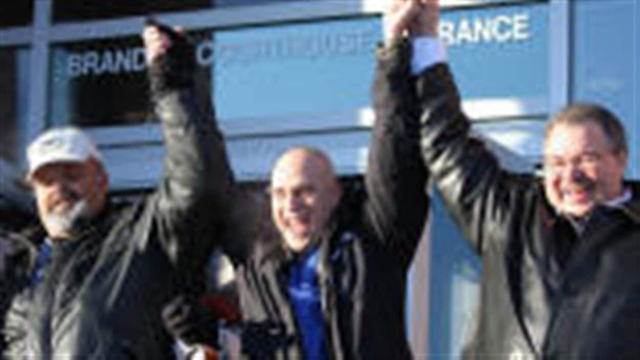 Les Métis peuvent chasser librement au Manitoba | Radio-Canada