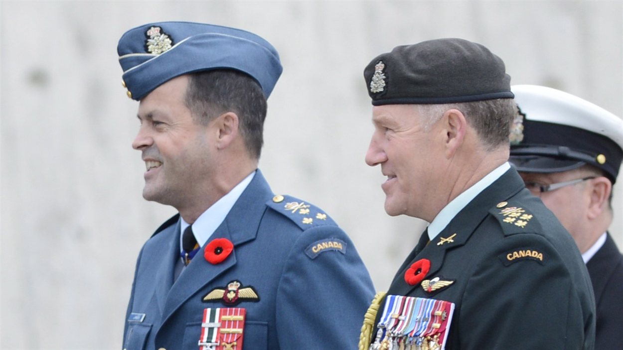 Le général Tom Lawson à la tête des Forces canadiennes | Radio-Canada.ca