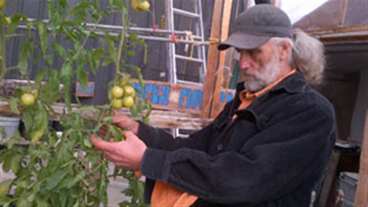 L'usage d'herbicide dans des fossés préoccupe un bioagriculteur de ...