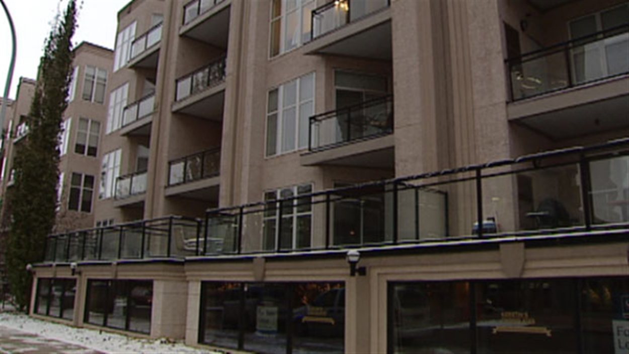 Des dizaines de milliers de dollars pour réparer des condos mal ...