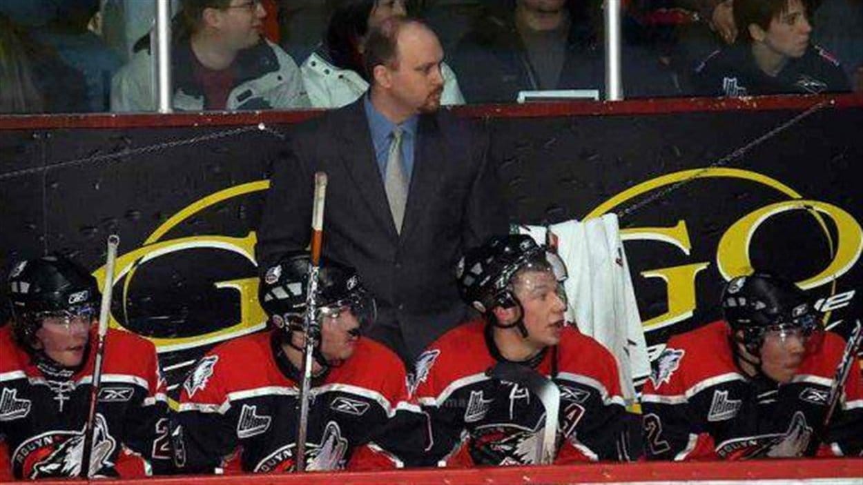 André Tourigny chez les Huskies : fierté et identité | Radio-Canada