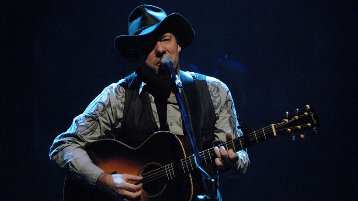 L'Acadien Danny Boudreau en tournée dans vos maisons | Radio-Canada