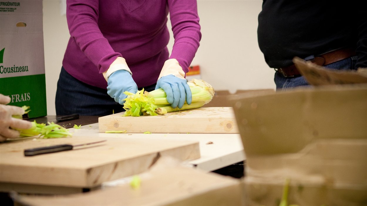 Moisson Outaouais a plus de bénévoles, mais peu de ressources | Radio ...