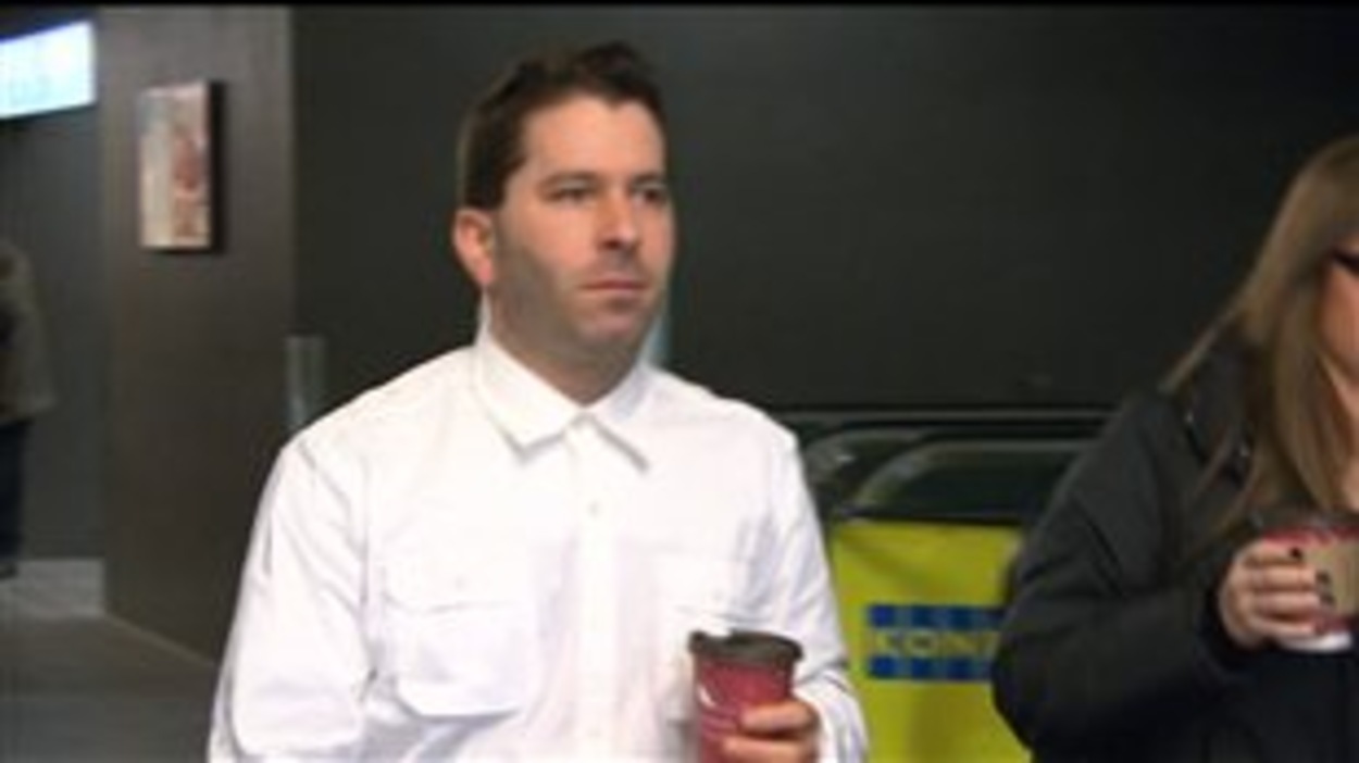 Début du procès du maquilleur Rémy Couture | Radio-Canada