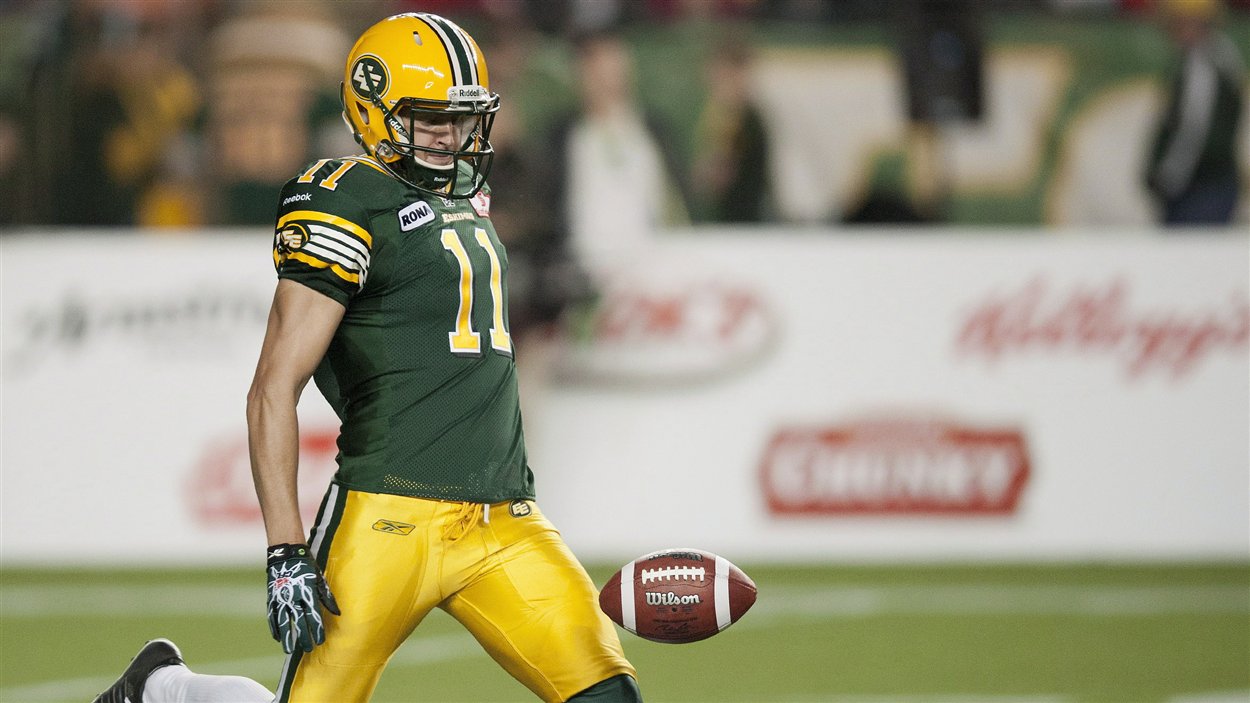 Shaw sourit | Radio-Canada