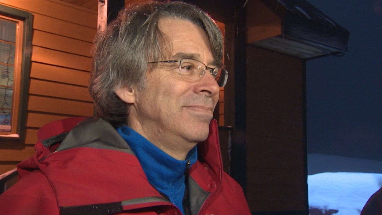 La mère du planchiste retrouvé louange le travail des secouristes ...